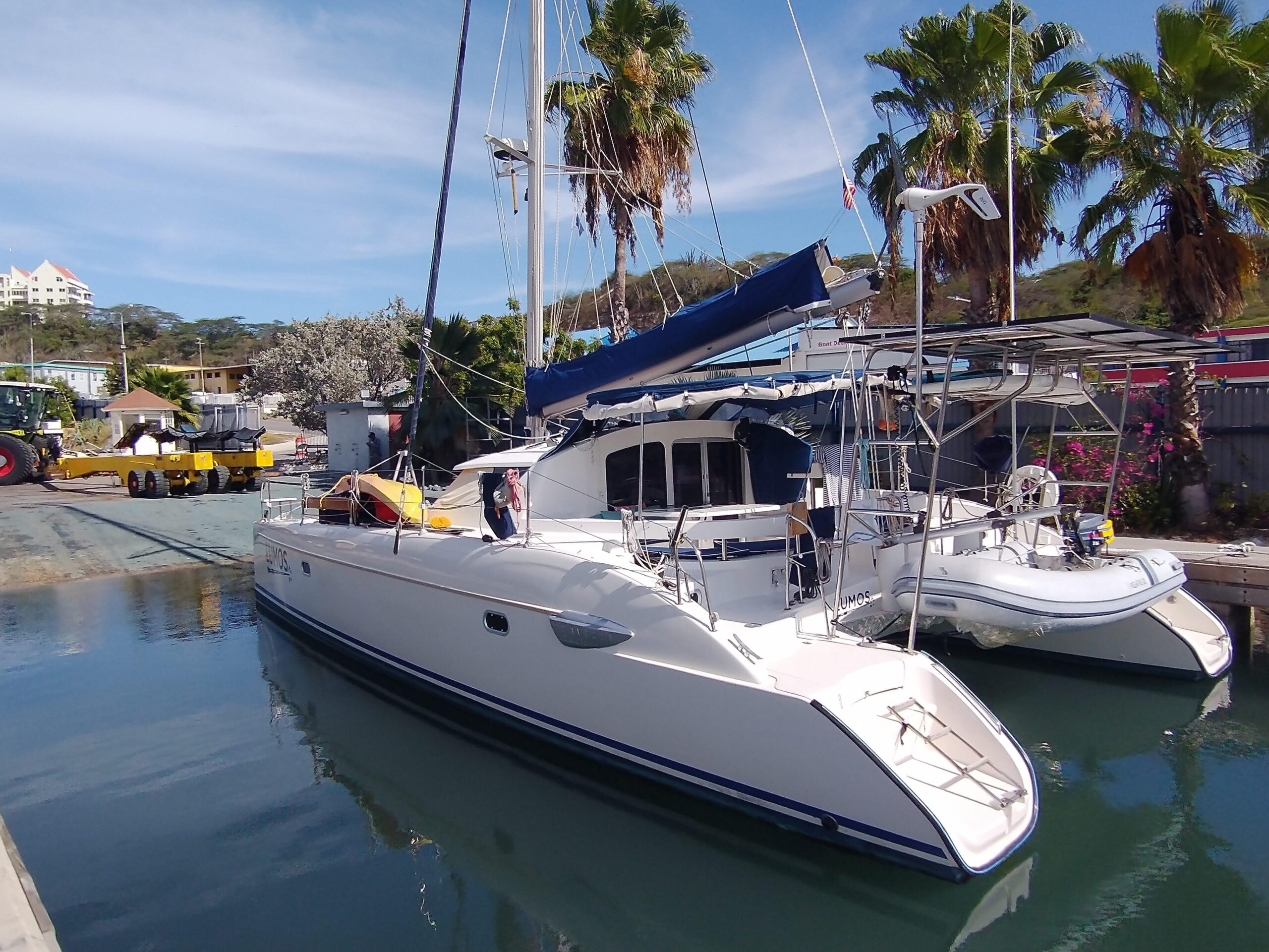 Fountaine Pajot LAVEZZI 40 - The Multihull Company, Catamarans for Sale ...