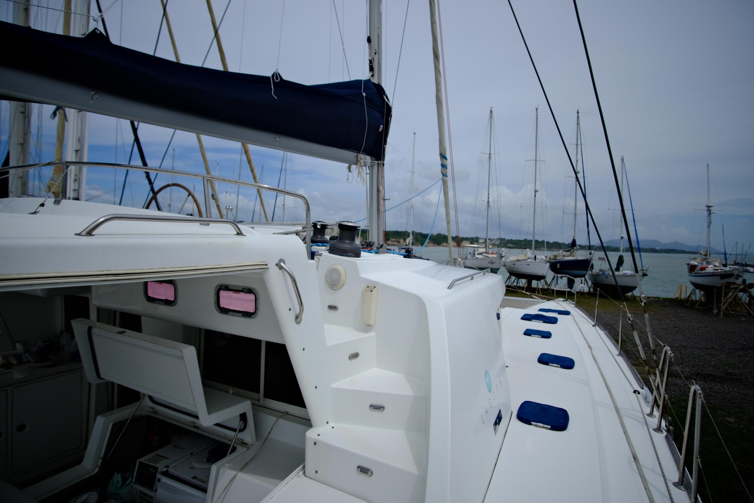 Lagoon 440 - The Multihull Company, Catamarans for Sale - Multihull ...