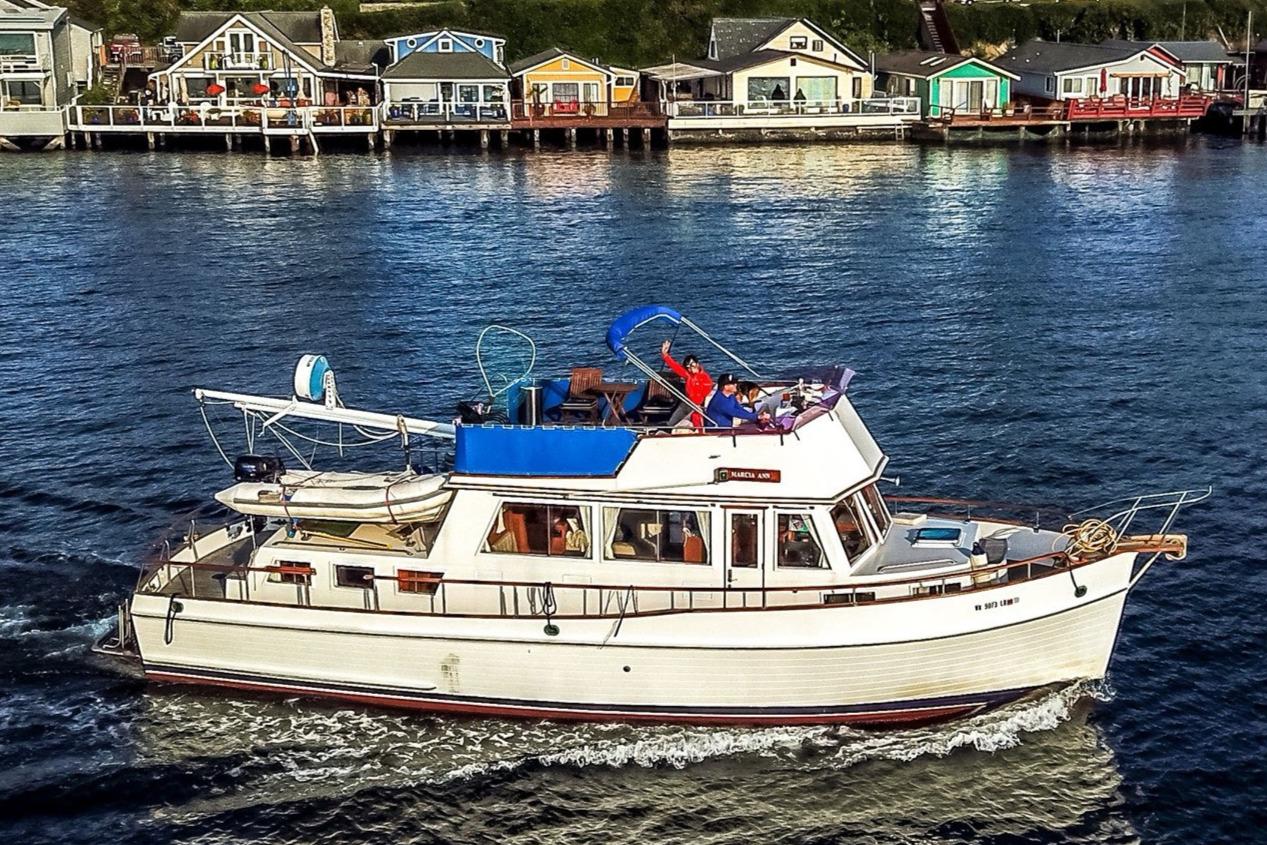 Grand Banks 42 Classic - The Multihull Company, Catamarans for Sale ...